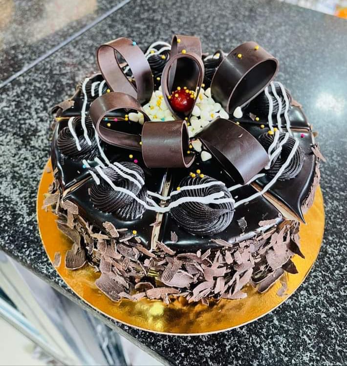DARK CHOCO FOREST – Golden Baker's Bite